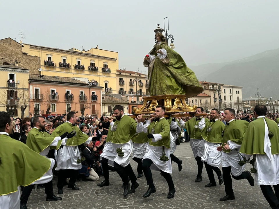 Italian traditions: “La Madonna che Scappa”, Sulmona’s spectacular ...